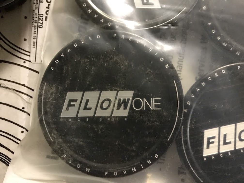 SET OF 4 FLOW ONE WHEEL CENTER CAPS – pawheels